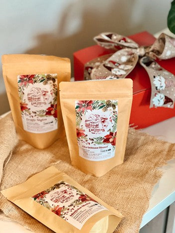 LAS CHICAS Holiday Coffee Stocking Stuffers Pre-Ground [65g] – Gold ...